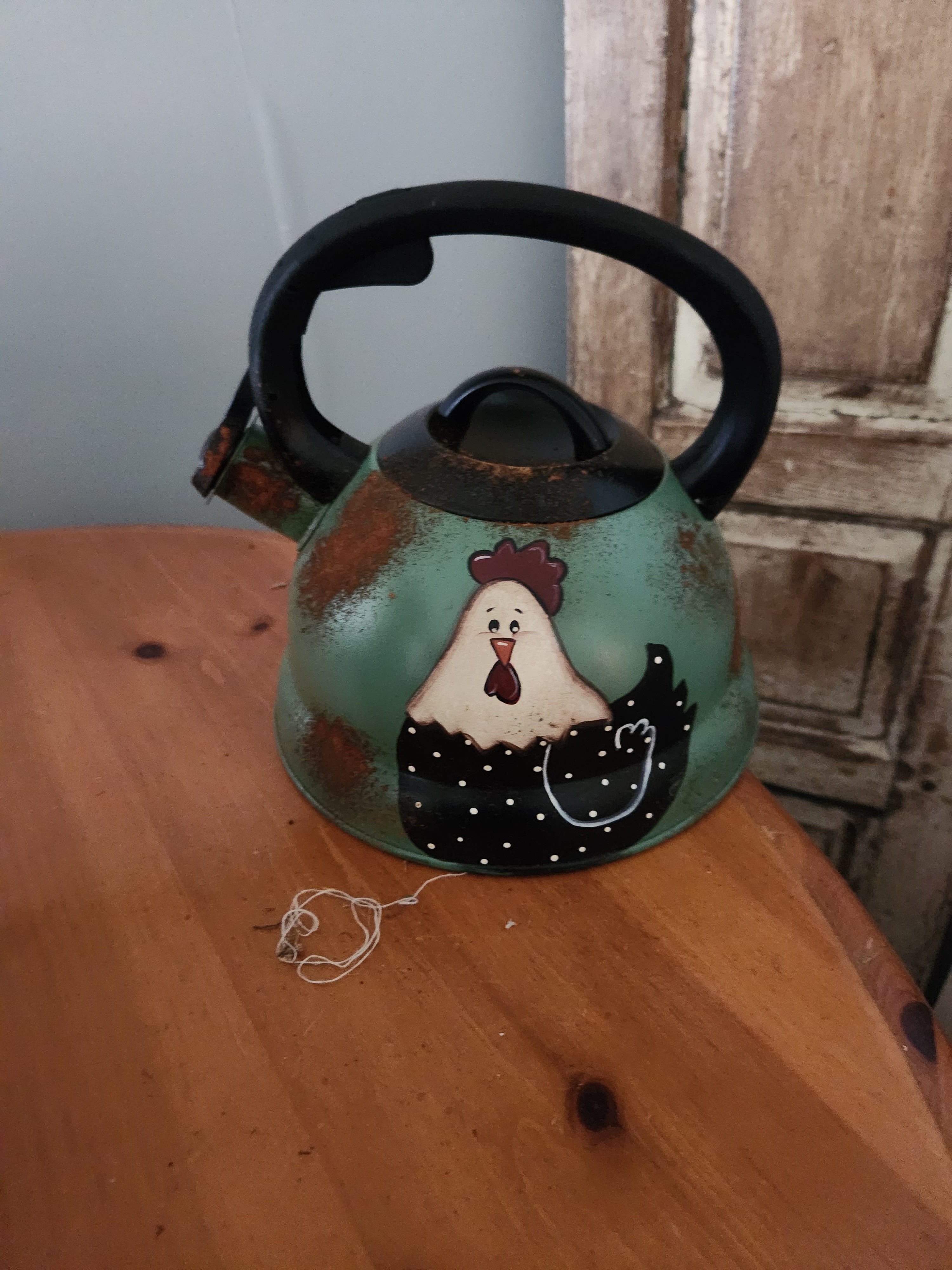 Hen teapot – Rusty Ole Primitives